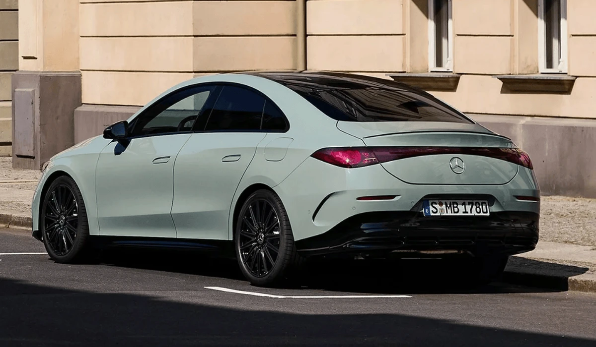 2026 Mercedes CLA 220 Hybrid Breaks the “Pure Mercedes” Rule