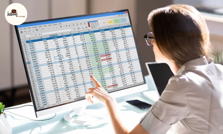 How Bain Consultants Use Excel in Real Projects: Template Breakdown